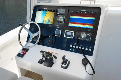 The Best Onboard Communication Tools For Your Boat Wavetech Powersports ...