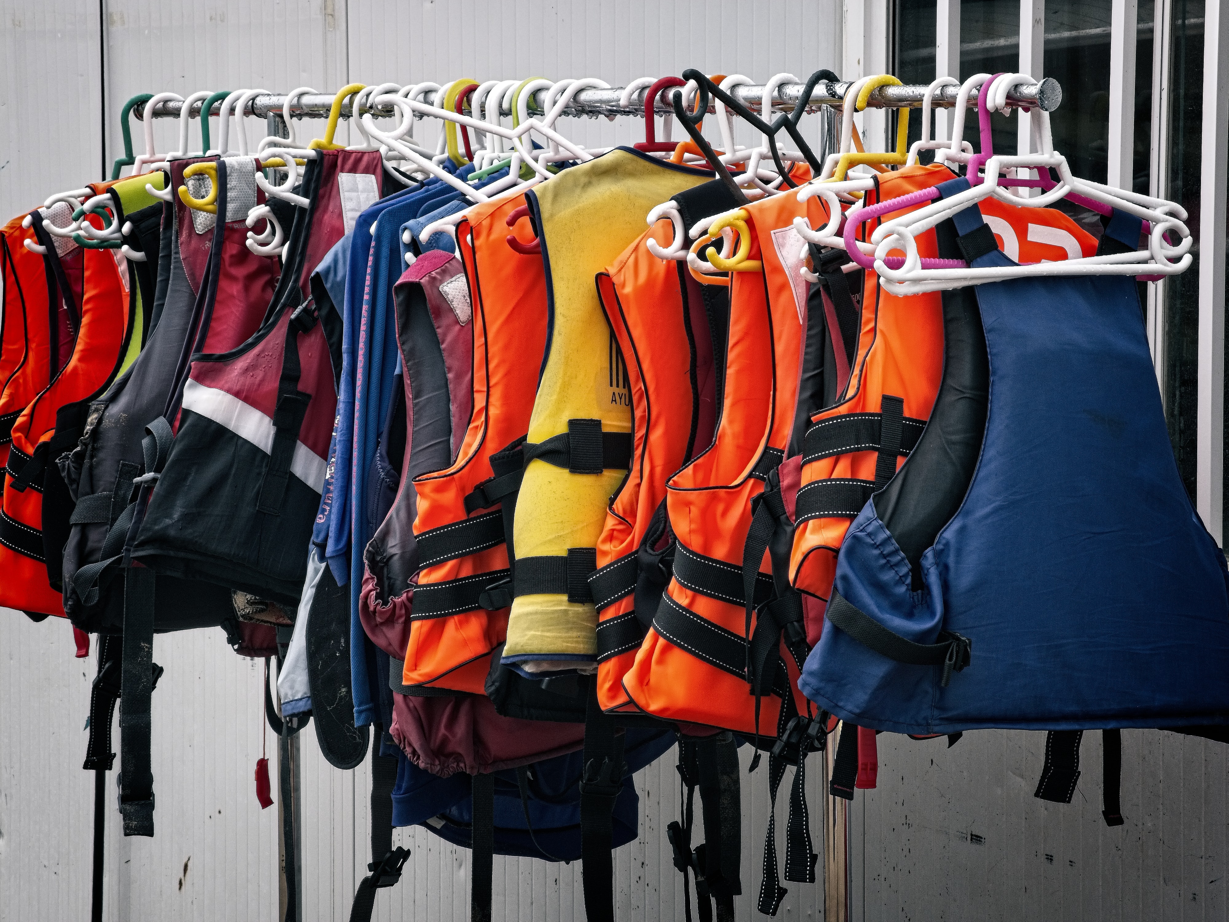Personal Flotation Device Types | Sportsman's Marine