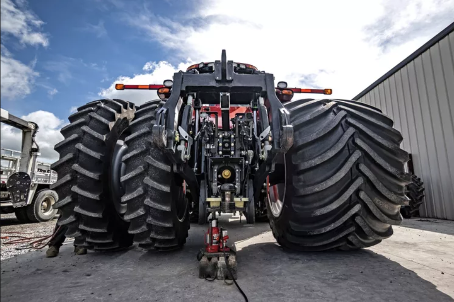 Row Crop Tractor Tread Width Explained Tractor Ranch Company Phoenix ...