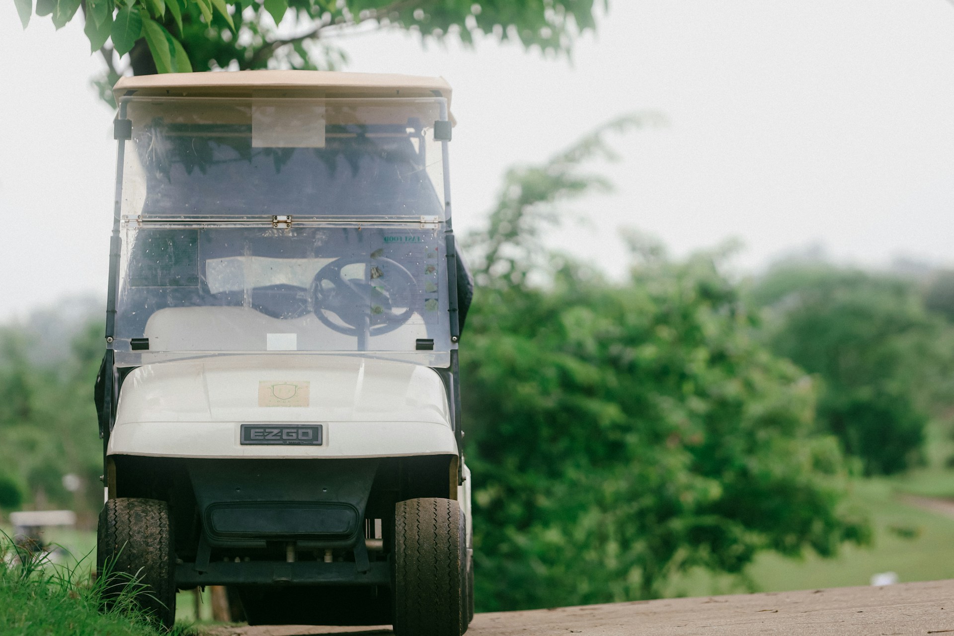 Top Tips for Utility Cart Maintenance and Long-Lasting Performance