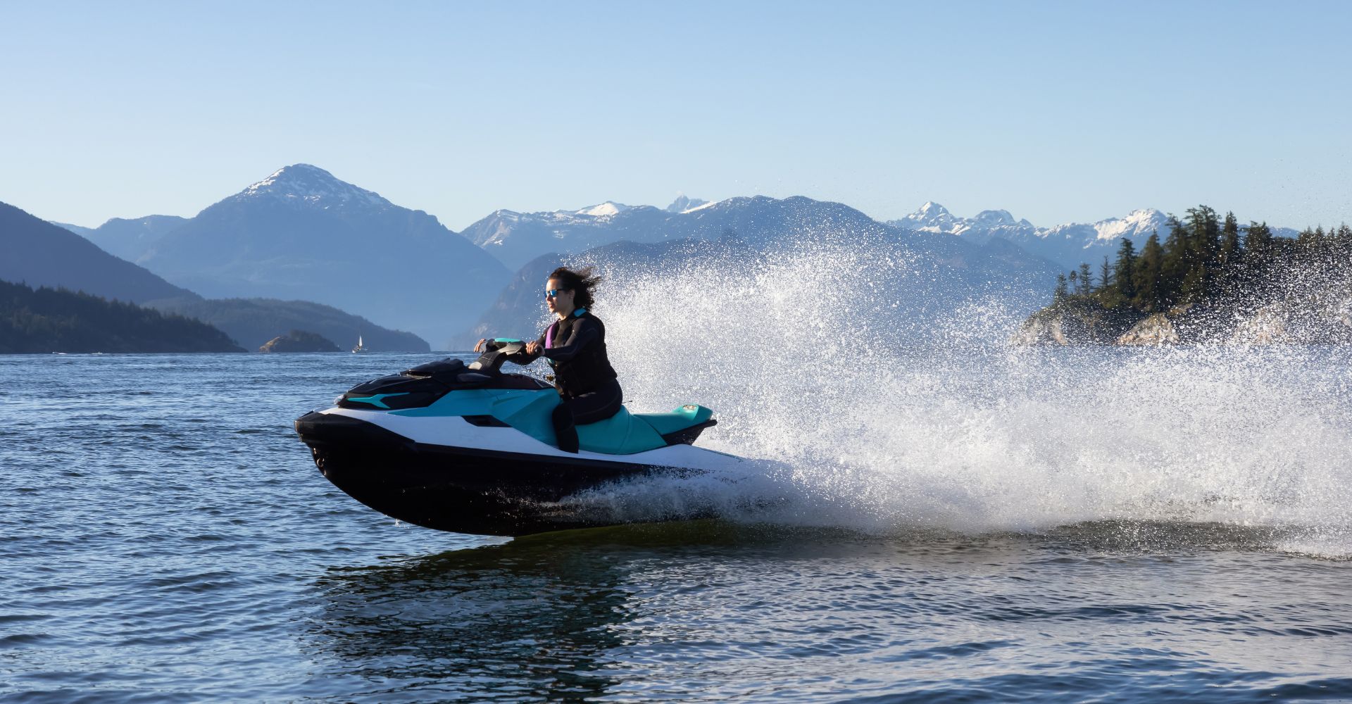 What Type of Engine Does a PWC Have?