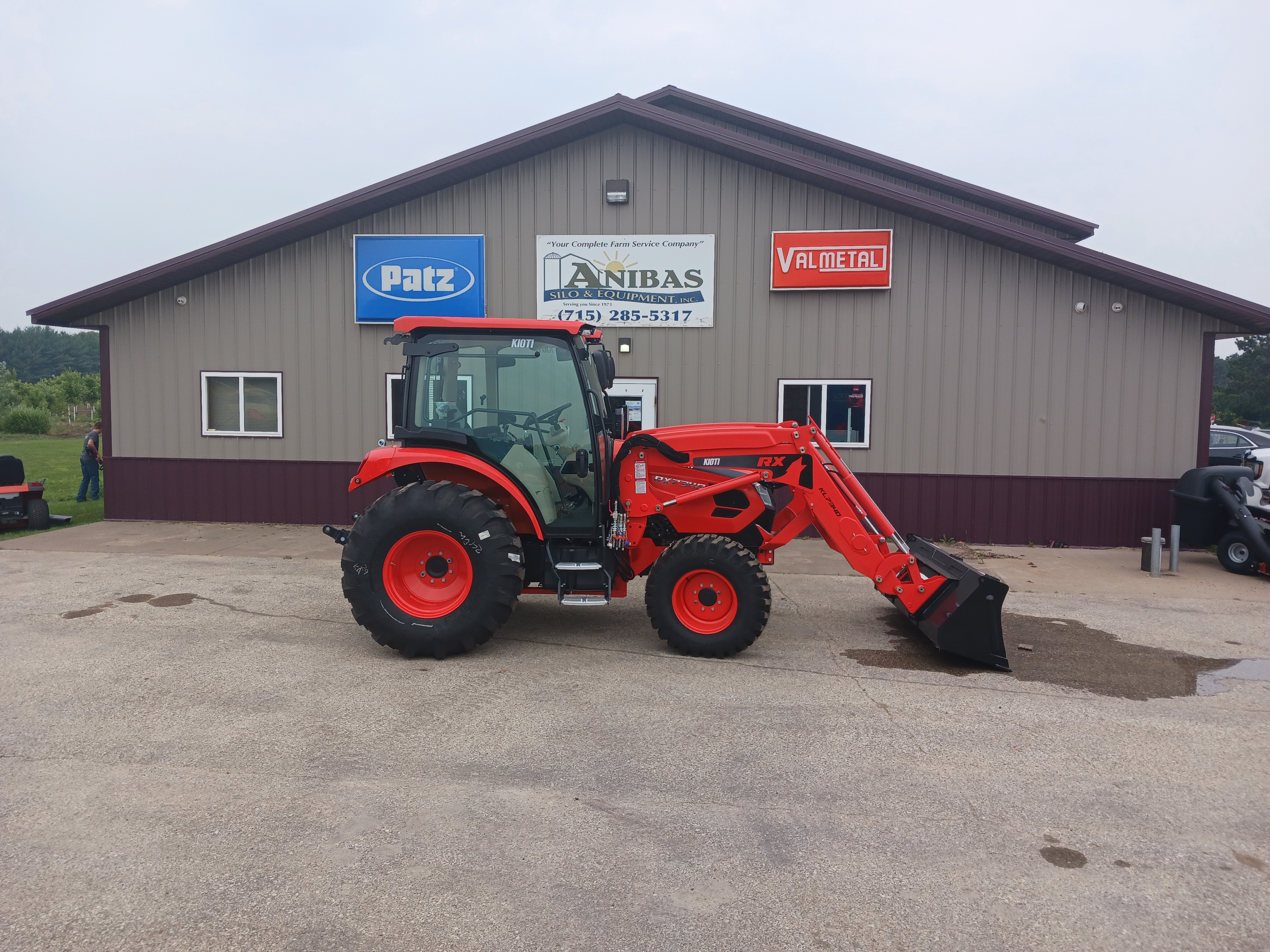 Kioti RX7340 PCR | 73 HP Power Shuttle Cab Tractor Specs Slug: kioti ...