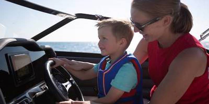 Fun Ways to Teach Kids About Boating Wavetech Powersports Fort Myers ...