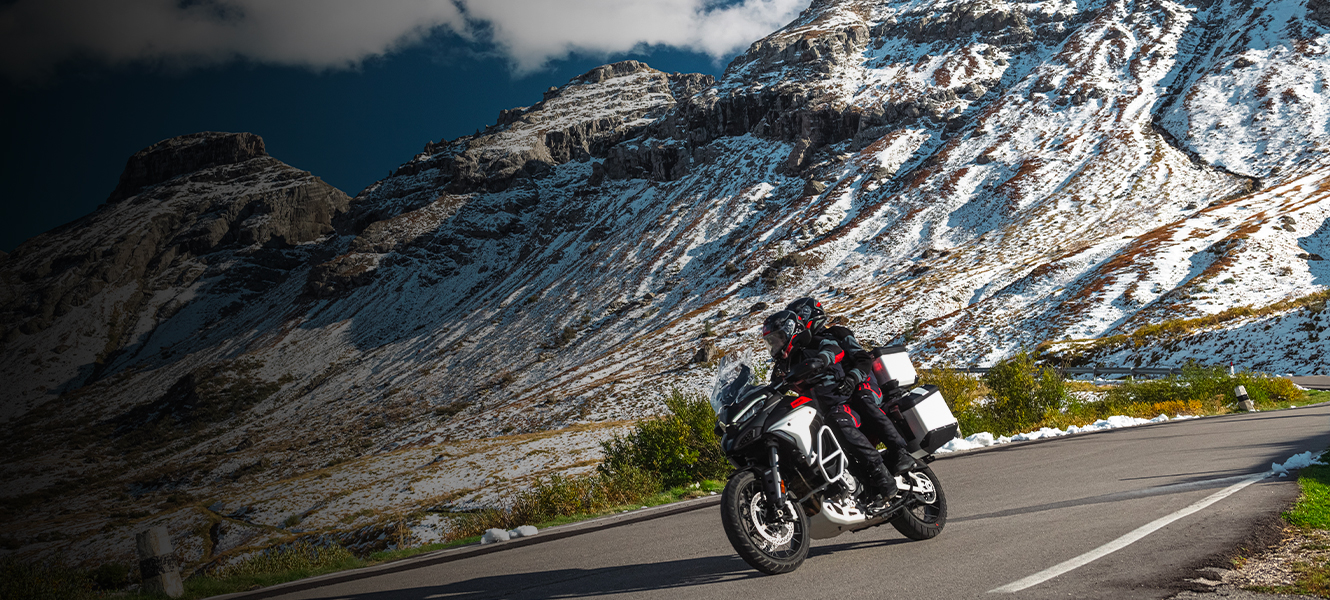 Top 5 Must-Have Accessories for Your New Motorcycle